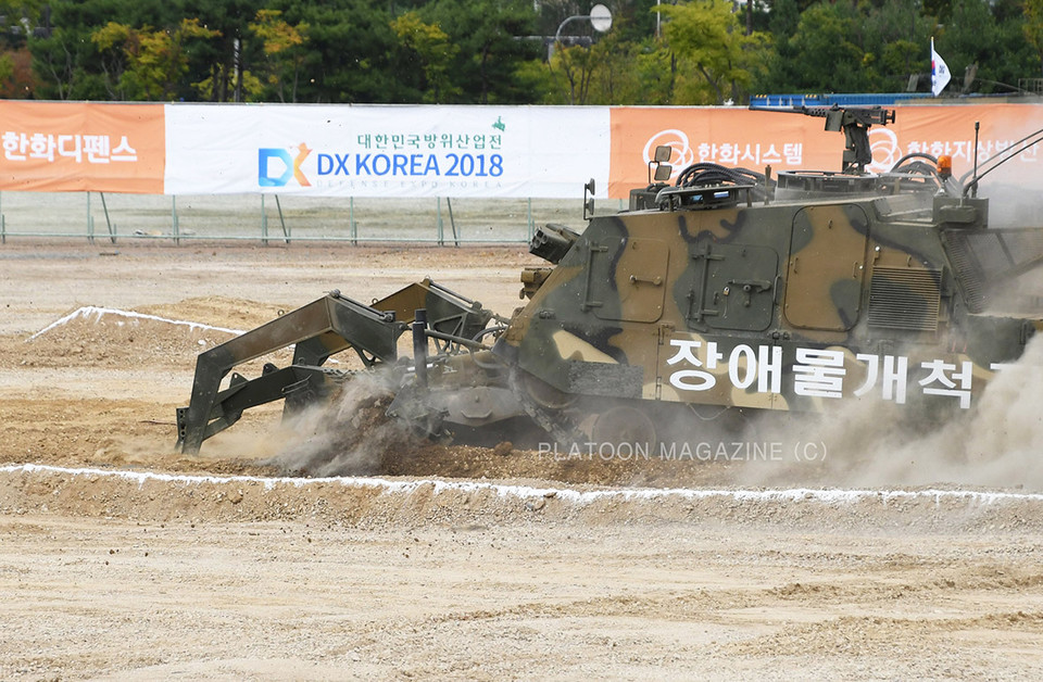 K600 장애물개척전차 군 인도 K600 Combat Engineer Vehicle delevered